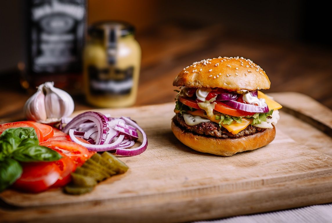 Spicy Cheeseburger Recipe - Olive Oils from Spain